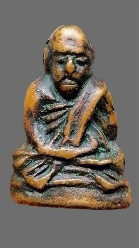 หลวงพ่อยอด วัดหนองปลาหมอ Ennxo