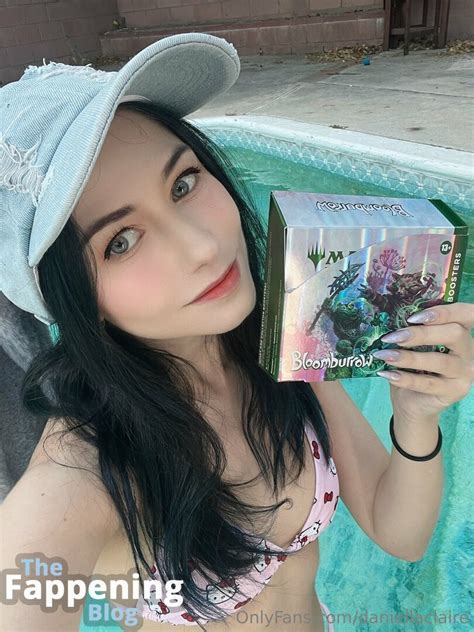 Daniellaclaire Splay Nude Leaks Onlyfans Photo 33