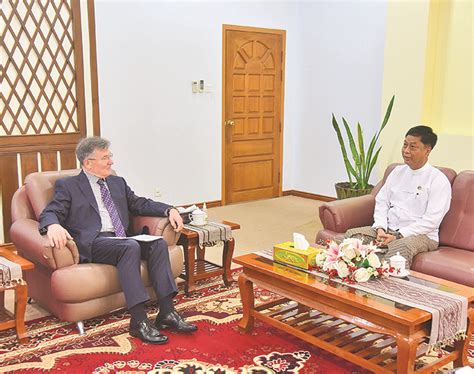 မြန်မာနိုင်ငံဆိုင်ရာ ရုရှားသံအမတ်ကြီး မစ္စတာ အီစ်ကန်ဒဲ အာဇီဇော့ဖ်အား ဒုတိယဝန်ကြီး ဦးလွင်ဦး လက