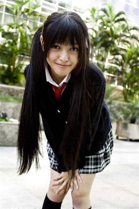 Japanese School Girls Uniform ~ Weird News