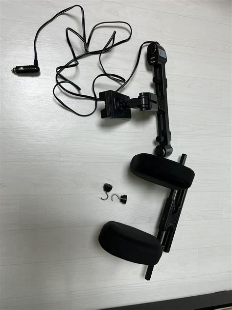 유아용 차량헤드레스트 패드거치 당근 중고거래