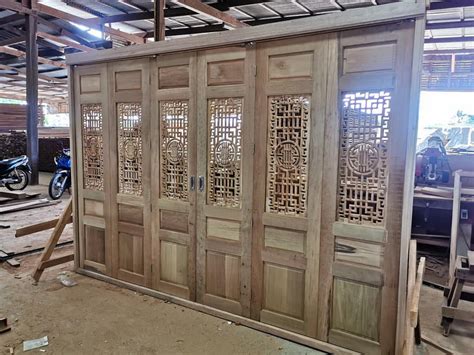 บานเฟี้ยมลายจีนเตรียมส่ง งานไม้คุณภาพ ประตู ไม้แปรรูปทุกชนิด By บ ชัยศิริวงศ์ ผลิตภัณฑ์ไม้