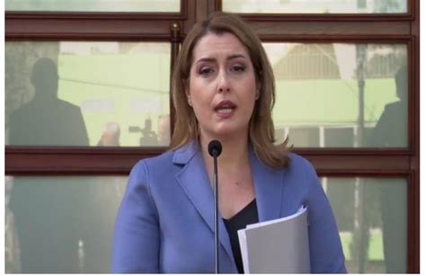 Nga Rritja E Pagave Me 25 50 Do Përfitojë Edhe Administrata E Kujdesit Shëndetësor Gazeta Dita