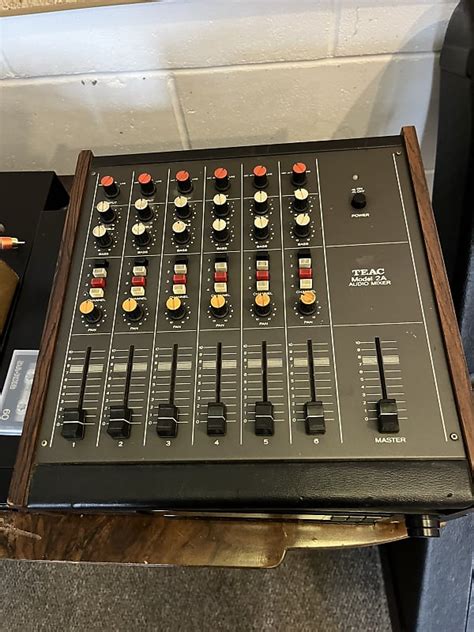 Teac Model 2a 1980s Blackbrown Reverb