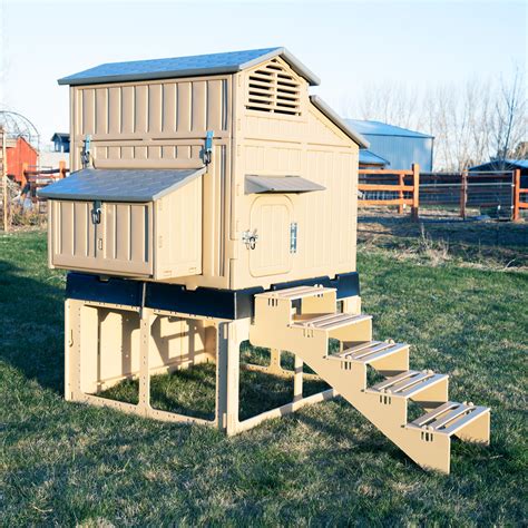 Snaplock™ Large Chicken Coop Up To 10 Chickens