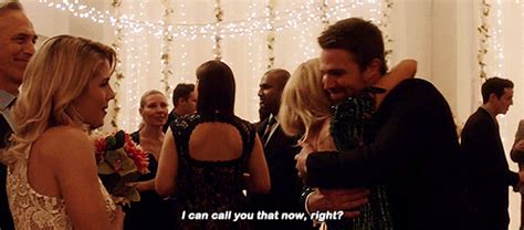 Humour Olicity Is The Way 6x09 At Last Mr E Mrs Smoak Lost