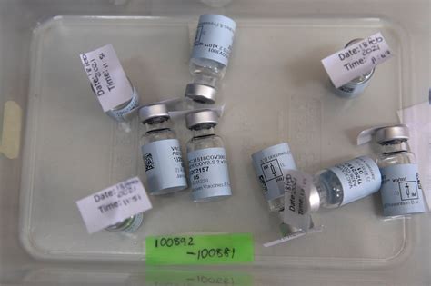 Covid 19 Fda Panel Gives Green Light To Johnson And Johnsons Vaccine