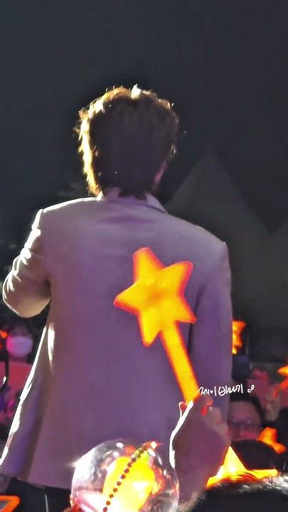 250504 제40회 의견문화제와 함께하는 2025 임실n펫스타 김희재 집에 귀가하셔서 실물이 훨씬 낫다고 소문내달라면서 함성유도하며 함께 즐기는 모습 넘 멋찜👍🧡