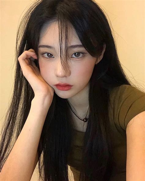 윤진 En Instagram 비와서 더 졸리다” Ulzzang Girl Korean Girl Photo Pretty