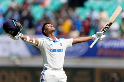 Bumperjeet Yashasvi Jaiswals Spectacular Double Ton Sparks Controversial Remark From England