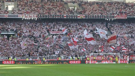Vfb Stuttgart 8268 Stehplätze Wo Die Cannstatter Kurve Im Ligavergleich Liegt