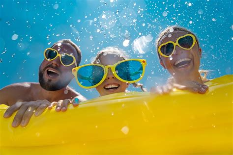 Choosing A Cruise Shuttle Go Port Vs Cocoa Beach Express