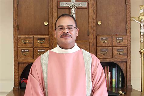 Nyc Church Deacon Charged With Trying To Have Sex With Teen Officials