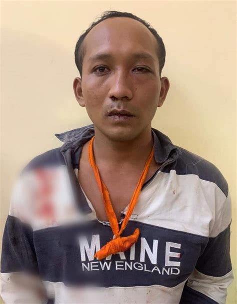 អាសូរណាស់ ពុទ្ធដិមាករ ព្រះអង្គដង្កើ ត្រូវបានបុរសម្នាក់យកញញួរវាយ កម្ទេច ធ្វើឲ្យខូចខាតយ៉ាងដំណំ