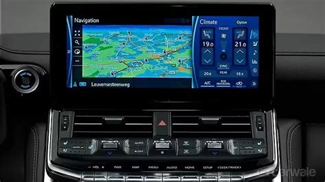 New Generation Toyota Land Cruiser Now In Pictures Carwale