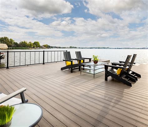 Moistureshield Elevate Composite Decking