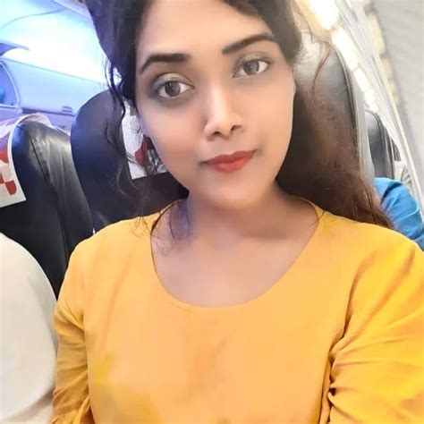 Srijoni Dey Srijonidey • Threads Say More