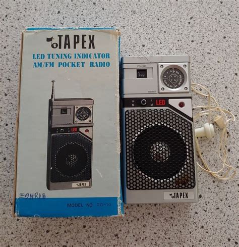 Pin By Carlos On Sterio Fm Am Vintage Pocket Radio Radio Electronic Products