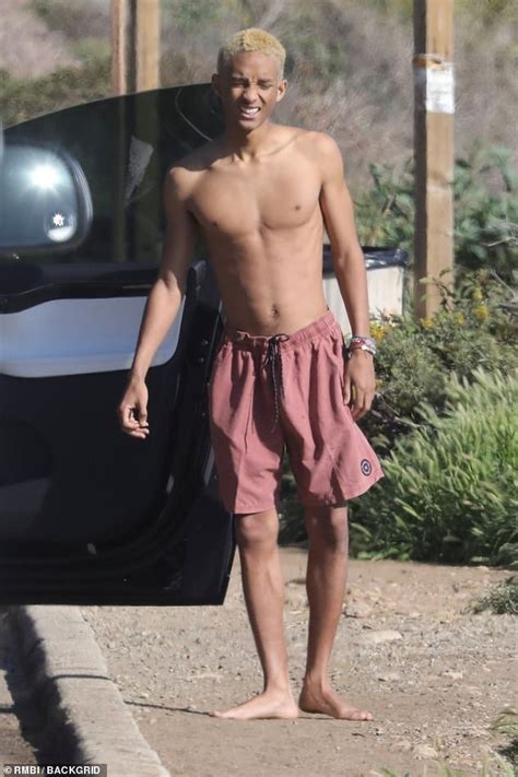 Jaden Smith Displays His Toned Upper Body As He Goes Shirtless During