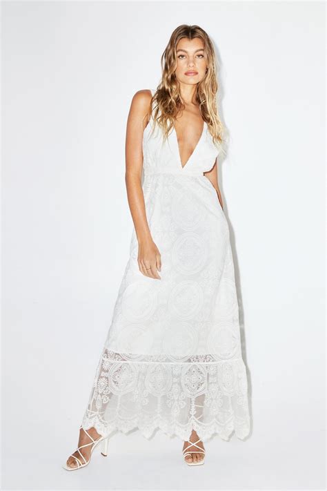 Lace Plunge Maxi Dress Nasty Gal