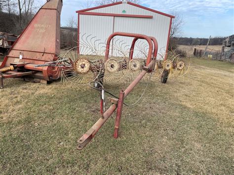 Tom Breunig Farm Machinery Online Only Auction Ends Gavin Bros