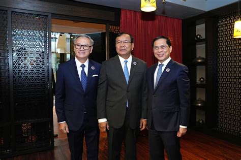 ການ ເຄື່ອນ ໄຫວ