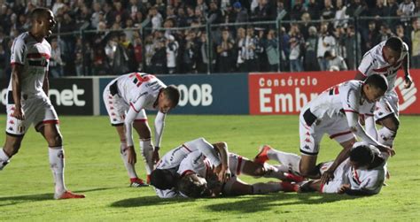 Botafogo Vence Operário Pr Mantém 100 De Aproveitamento Como
