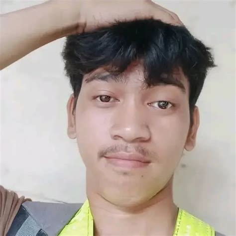 Verona John Veronajohn166 • Threads Say More