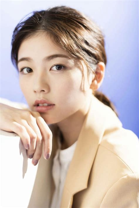 フォトギャラリー4枚目 「魔女宅」から7年…小芝風花が韓国ドラマのリメイクにかける想い Fridayデジタル 小芝風花 韓国ドラマ 目