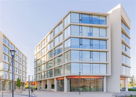 Puertas De Chicureo Edificio Picasso