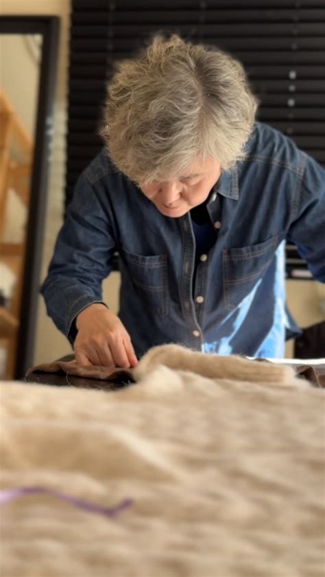 더뉴그레이 클럽 Thenewgrey Club Thenewgreyclub • Instagram Photos And Videos