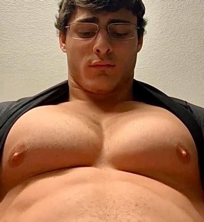 Post [765876841154265088] Tumbex