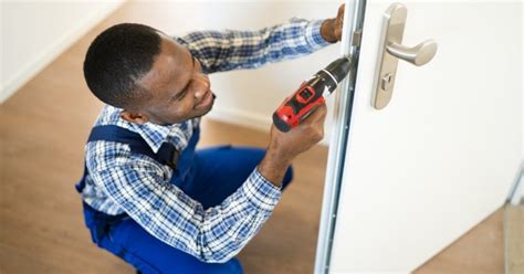 How To Spot An Uncertified Locksmith And Protect Yourself