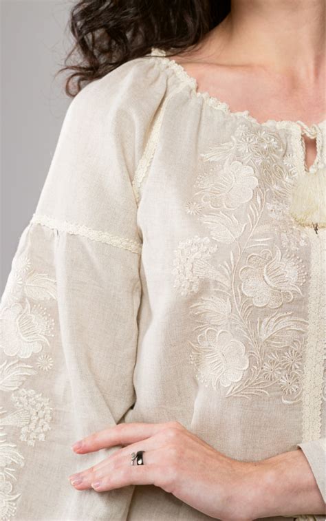 Плаття вишиванка міді бежеве Петриківська гілка молочна купити в інтернет магазині Синій Льон