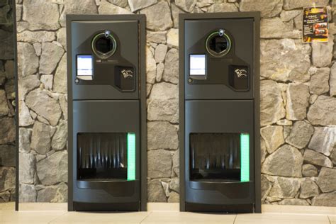 智能垃圾桶图片素材 智能垃圾桶设计素材 智能垃圾桶摄影作品 智能垃圾桶源文件下载 智能垃圾桶图片素材下载 智能垃圾桶背景素材 智能垃圾桶模板下载 搜索中心