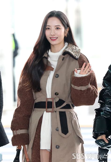 E포토 우주소녀 보나 눈부신 여신 미모