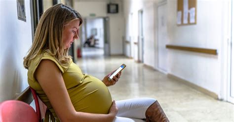 Pregnant Woman Causes Row At Mall After Refusing To Move From Massage