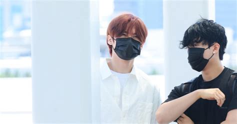 스트레이키즈 리노 기둥 뒤에 사람 있어요 [se★포토]