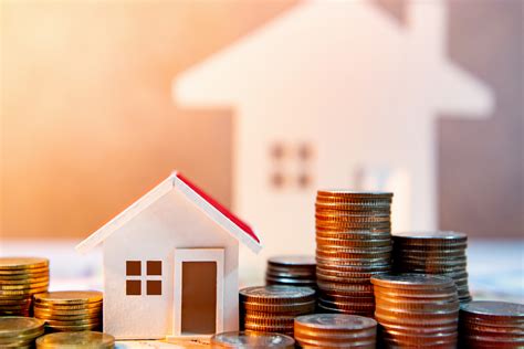 Податок на нерухомість під час війни хто сплачує а хто ні