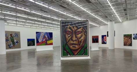 강렬한 붉은 색으로 담아낸 도시와 자화상···서용선 개인전 내 이름은 빨강