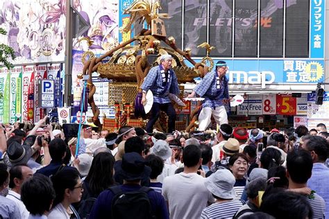 歴史の浪漫街道 お江戸の神輿 祭りだ神輿だ祭り神輿 H27年 神田祭 旧神田市場の千貫神輿と舟渡御