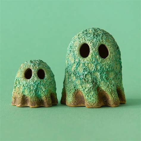 Fun Tiny Ceramic Ghosts By Lisa Agnetun — Visualflood Magazine
