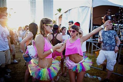 Music Festival Girls Porn Pictures Xxx Photos Sex Images 1713439