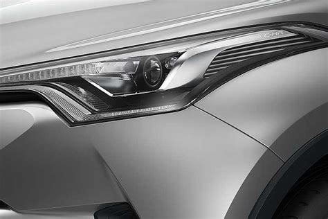 Discontinued Toyota C Hr Features And Specs Oto