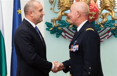 Президентът Румен Радев се срещна с генерал Филип Лавин