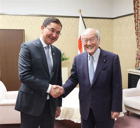 ウズベキスタンのクチカーロフ副首相との会談（令和5年7月28日） 財務省
