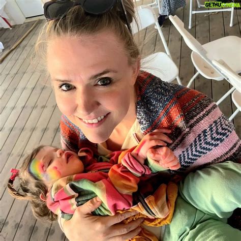 Dominique Swain Wiki Biography Age Gallery Spouse And More