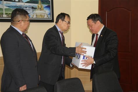 ДАРХАН УУЛ АЙМГИЙН ҮЙЛДВЭРЧНИЙ ЭВЛЭЛИЙН ХОЛБОО МАЛЧДАД ТУСЛАХ АЯНД НЭГДЛЭЭ