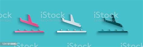 파란색 배경에 격리 된 종이 절단 평면 착륙 아이콘입니다 비행기 수송 기호입니다 종이 아트 스타일입니다 벡터 일러스트레이션 3차원 형태에 대한 스톡 벡터 아트 및 기타