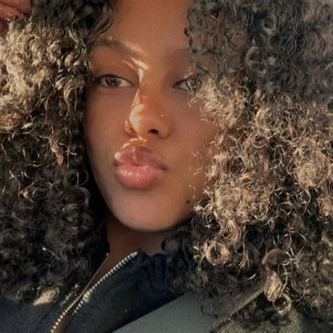 Sonia Soniah • Threads Say More